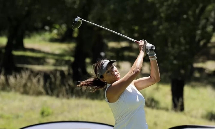 Inglesa Julia Brook conquista Troféu Teresa Symington em Vilamoura :: APSGS